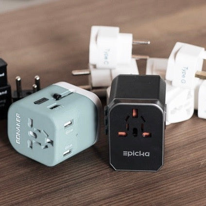 Tech + Accessories – The Bee's Knees & The Travel Bug